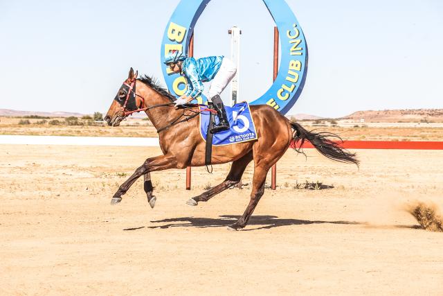 McMahon stars at Beetoota races | Leader Today